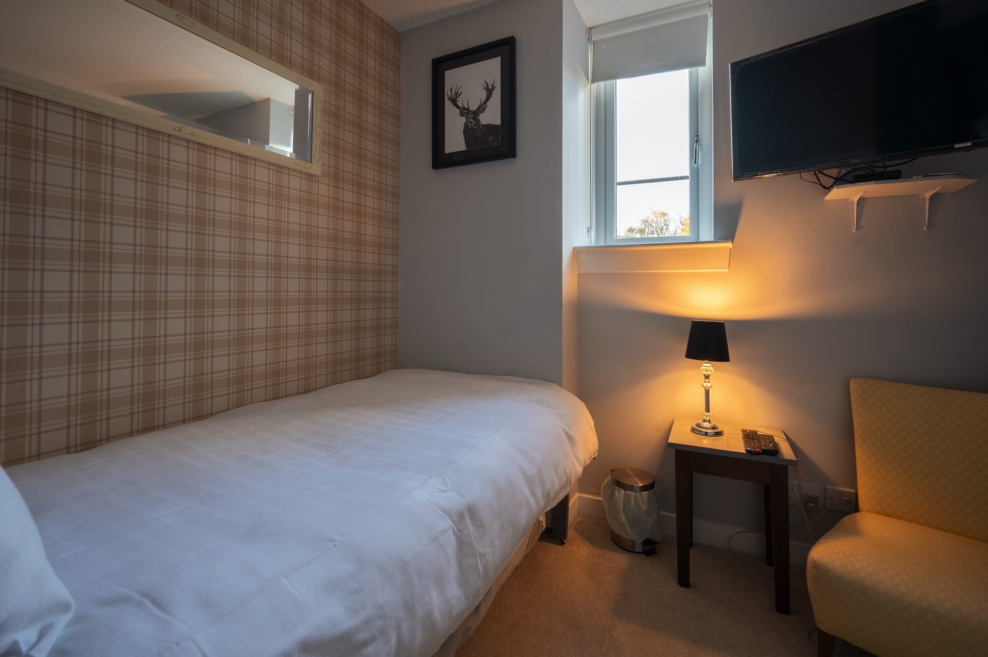 Room 12 - Polmaily House Loch Ness